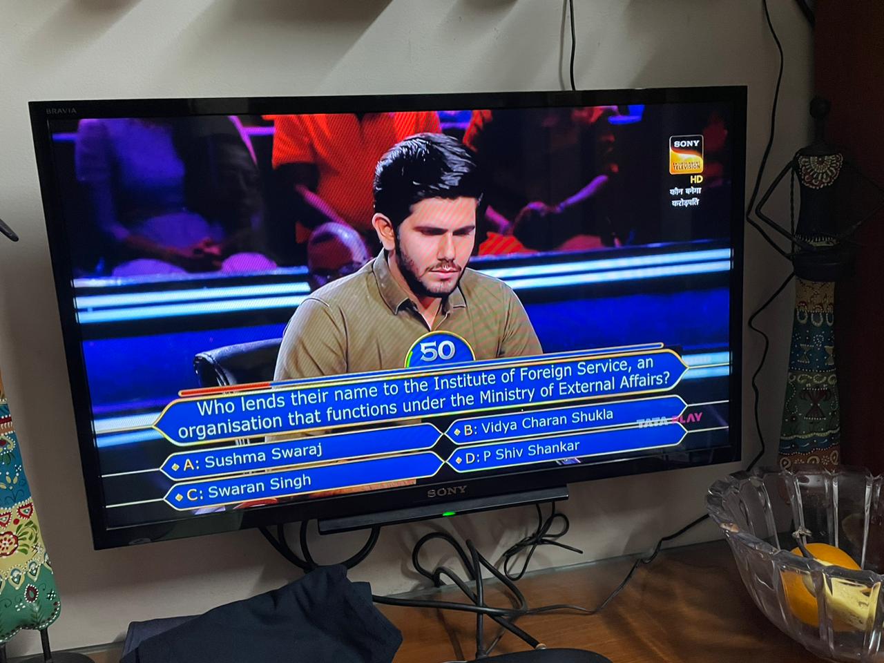 Mridu Pawan Das on Twitter: "⁦@SSIFS_MEA⁩ makes it to KBC! https://t.co/QI2YYQciLO" / Twitter