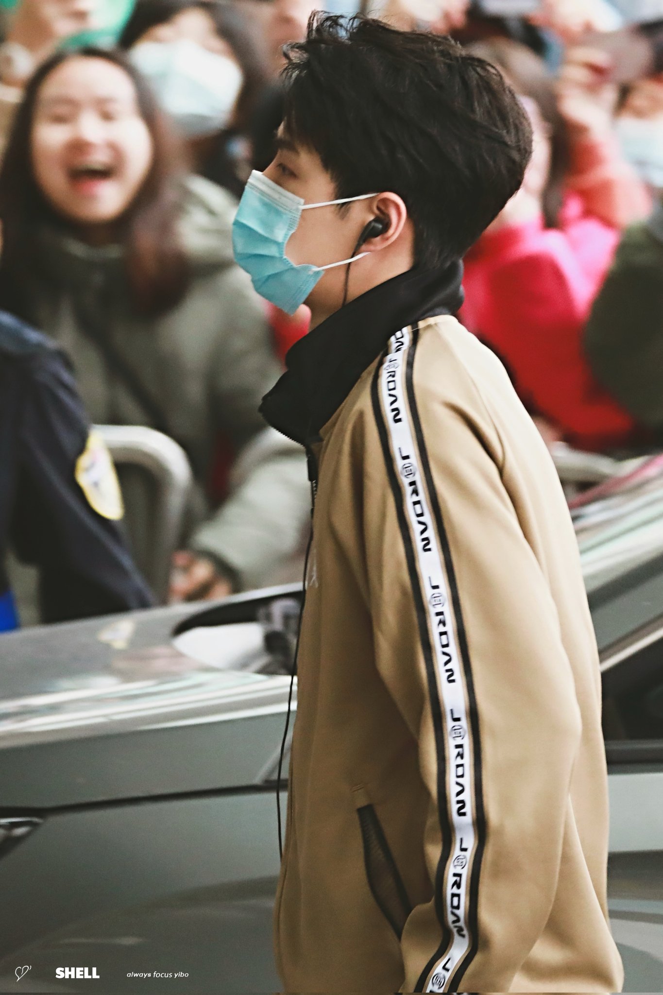 moran🌺🐷🐰♡. on Twitter: "201122 天天向上 천천향상 출근 ©️ Shell9·王一博 #王一博 #왕이보 #WangYibo https://t.co ...