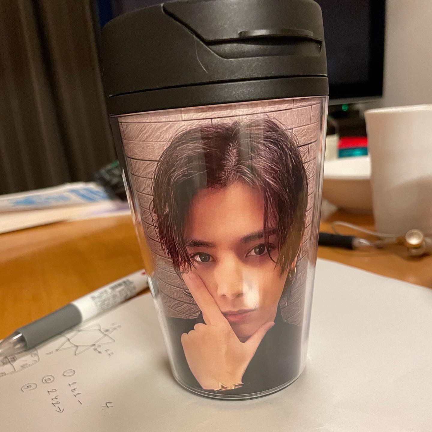 Nori@🌈HYDE &ラルク&山田涼介で出来ている on Twitter: "突然沼落ちした山田涼介の自作タンブラーのおかげで仕事へのイライラが少し減りました。 #HeySayJUMP # ...