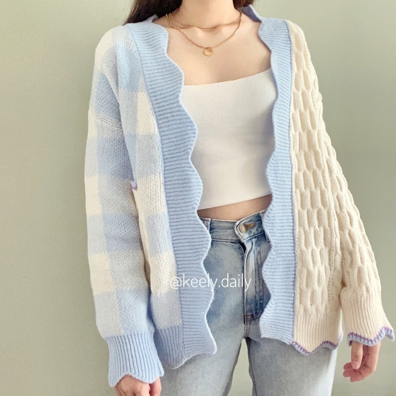 Aesthetic Stuff on Twitter: "Runs oversized cardy https://shope.ee/1fimM0dqsK Sweater crop https ...