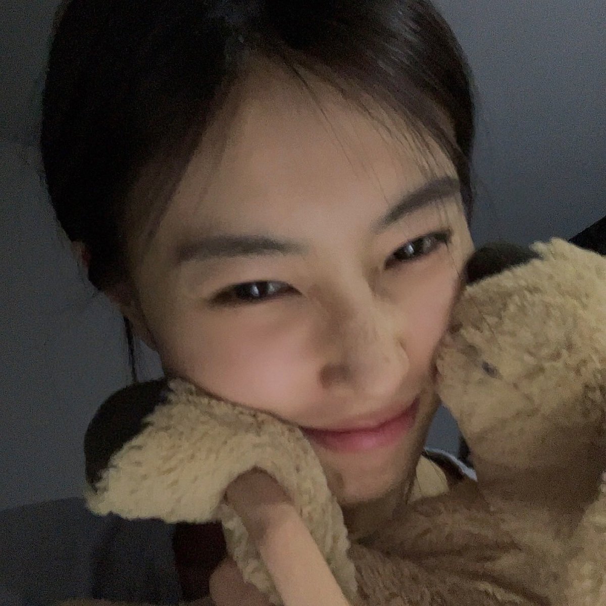 hyewon pics ☁️ on Twitter: "bubble update"