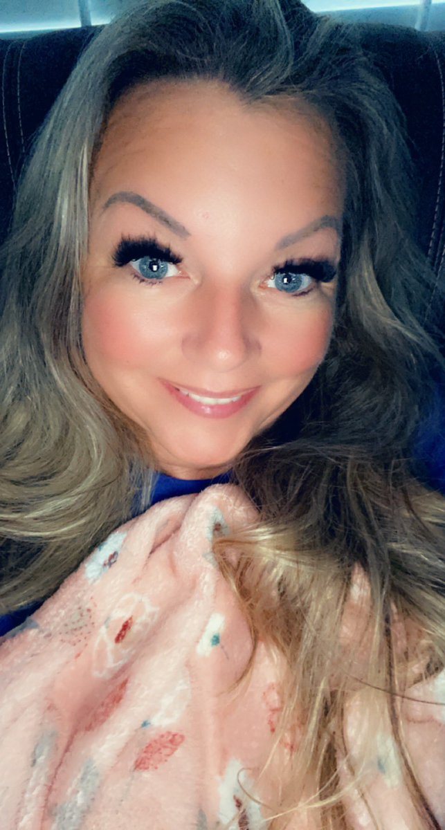 Naughty Alaya ☘️ On Twitter Great Morning Lovers Cuddle In On This