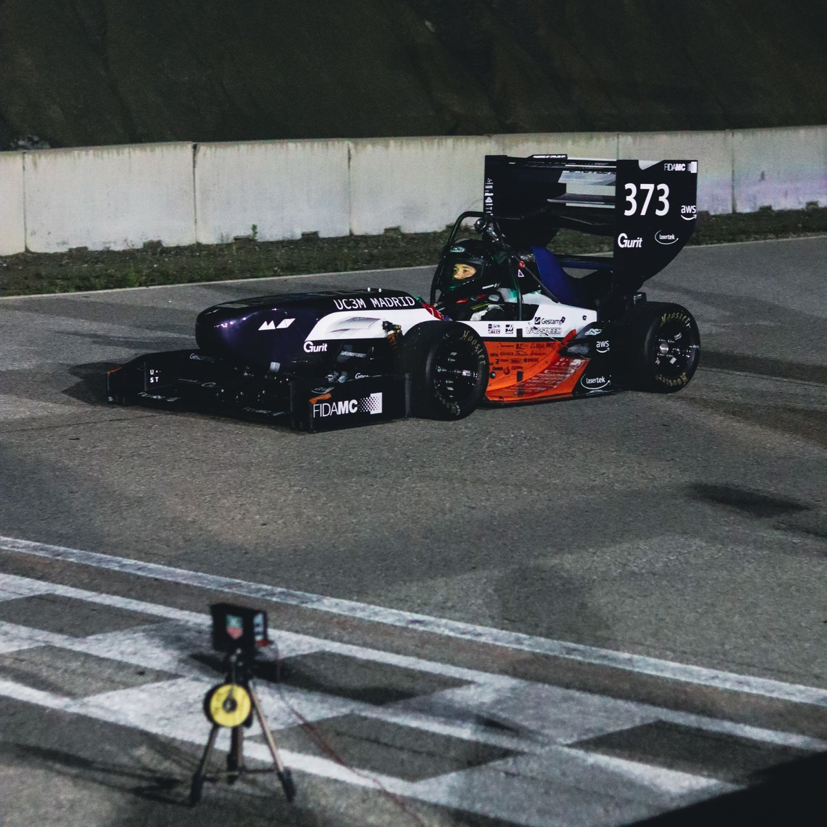 MAD Formula Team on Twitter: "El MFT02 es un coche de carreras único y para que pueda rodar ...