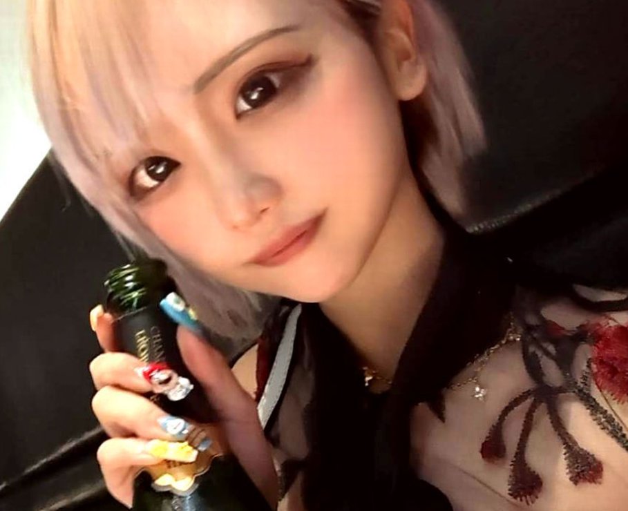 DXLIVE on Twitter: "11/23 22:00~ JST 11/23 05:00~ PST 11/23 08:00~ EST 将举行敬酒之夜。 你想和一位可爱的女士敬酒吗 ...