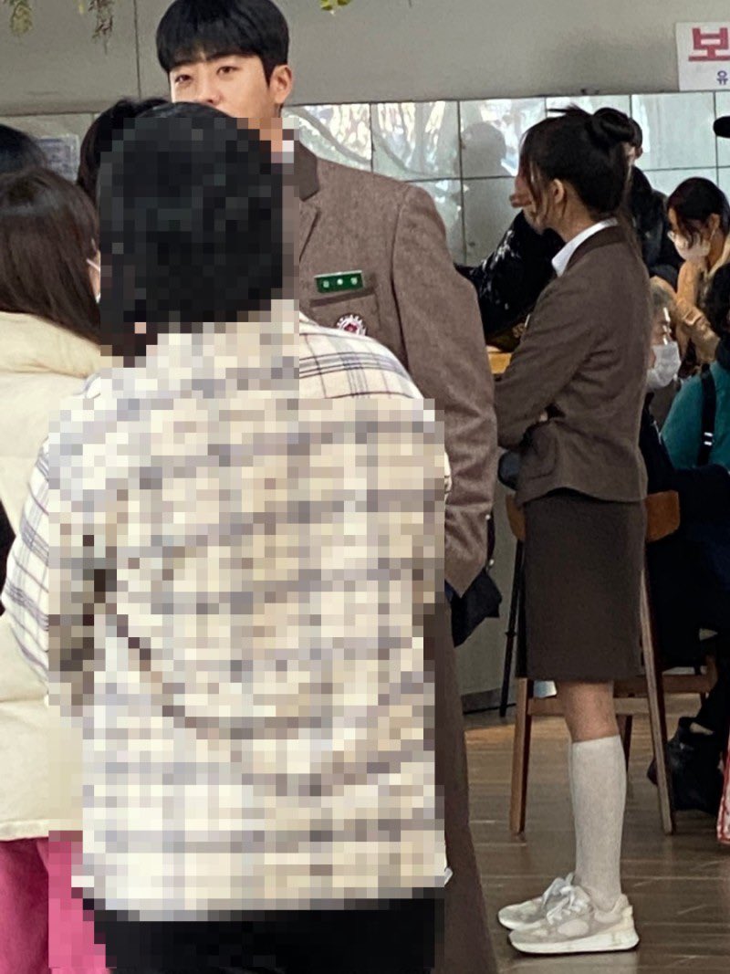 쏘다 on Twitter: "우연일까 수원 목격담 https://m.blog.naver.com/PostView.naver?blogId=sarangrachel&logNo ...