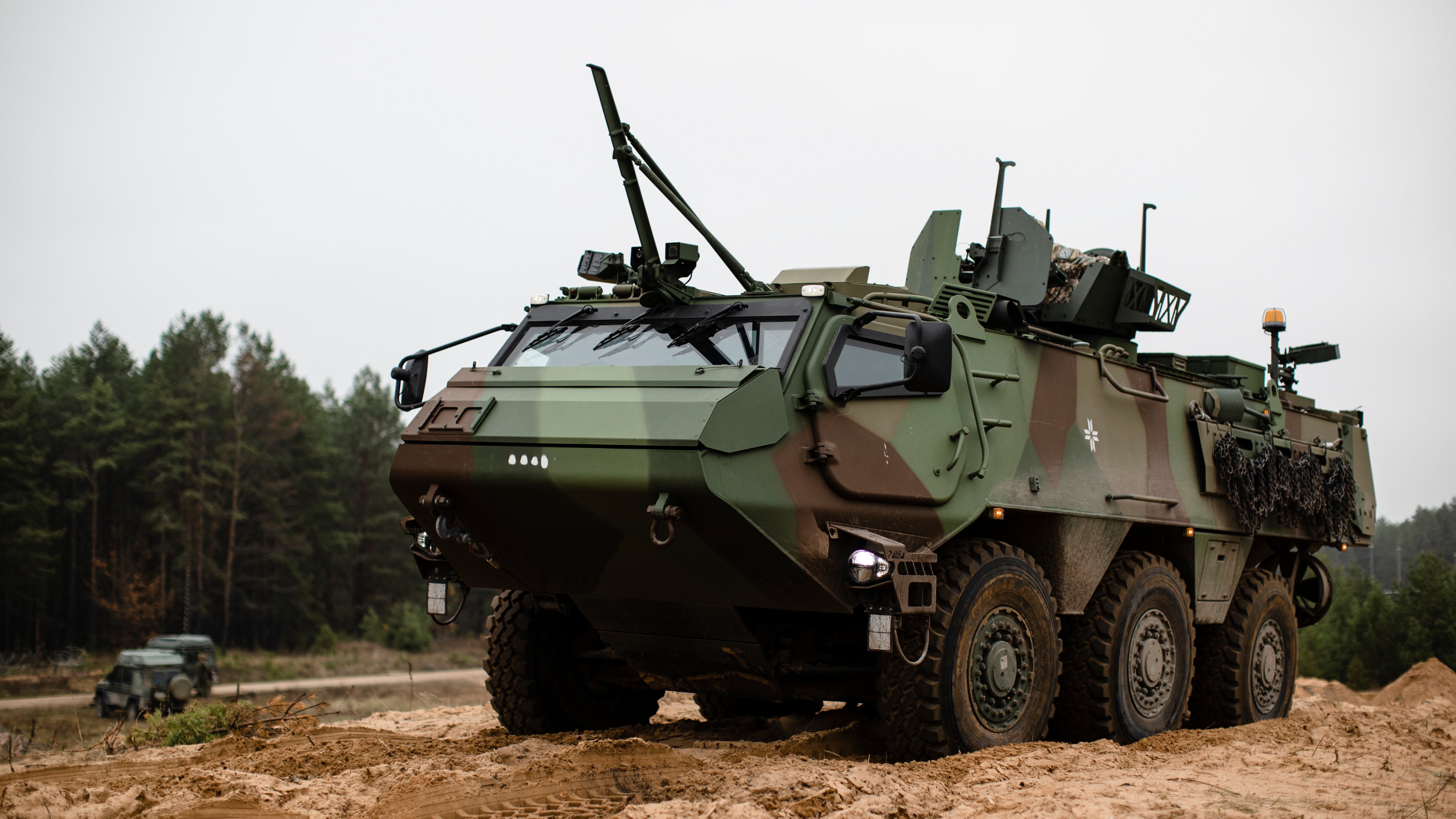 Vehículo de Combate Blindado a Rueda (VCBR)| Página 545 | Zona Militar