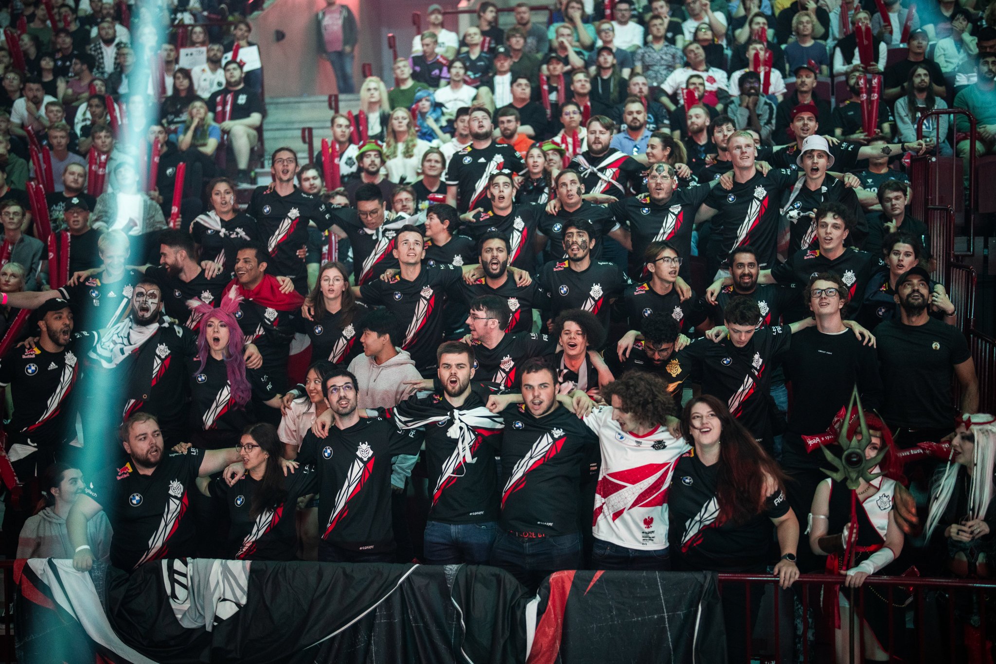 G2 Esports on Twitter: "The G2ARMY is in a league of its own ️ Vote G2 for Esports Organization ...