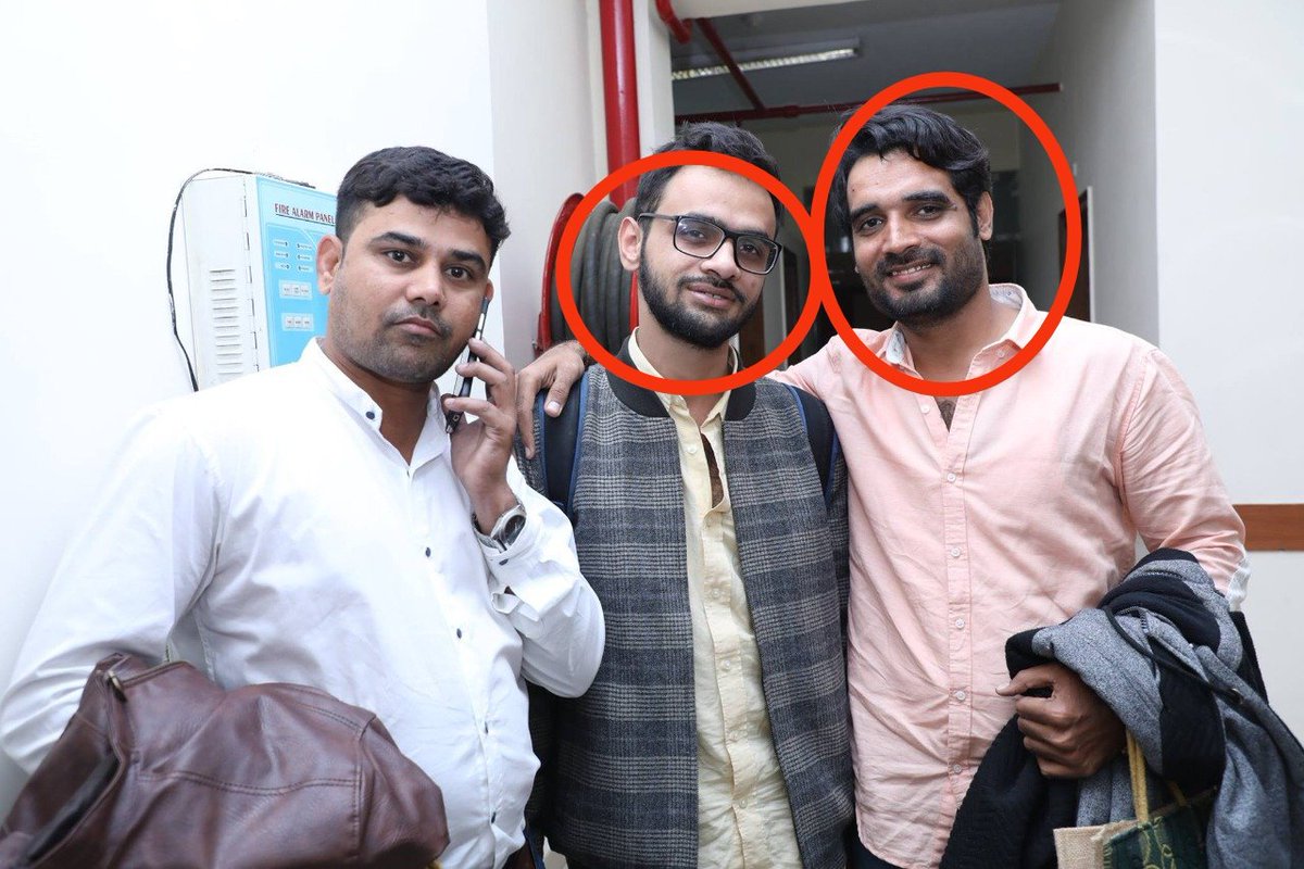 Very Important Thread. 1. Why Top leadership of Congress not doing ...