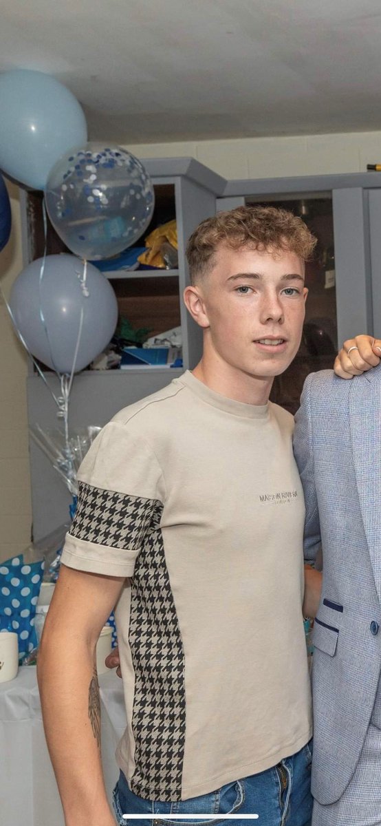 Mick Prich on Twitter: "RT @NeilRedFM: Gardai are looking to trace 15-year-old Devon Gibson, who ...