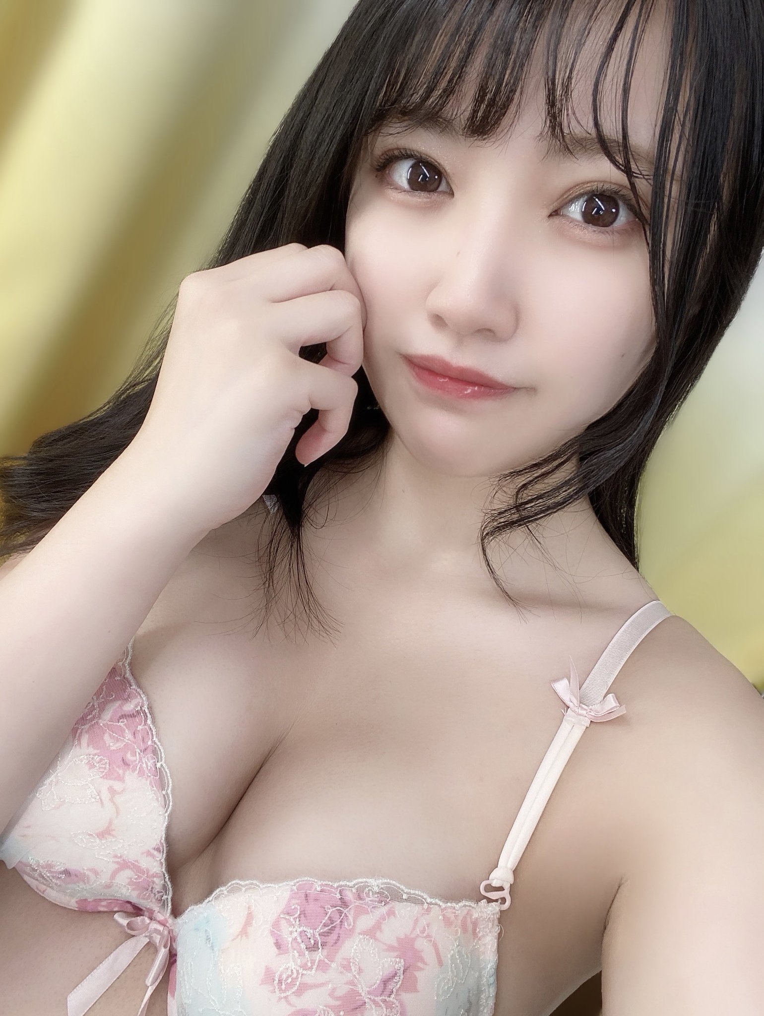 咲 菜月☪1stDVD発売中🫧 on Twitter: "おはなつ . #おはようグラビア #グラドル自画撮り部 #おはなつ #ランジェリー https://t.co/7V4qNZY6HY ...