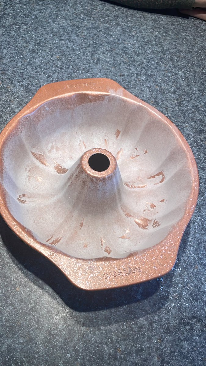 「take a stick of butter and rub it all ov」|🦴🦈 mako sameshima !のイラスト