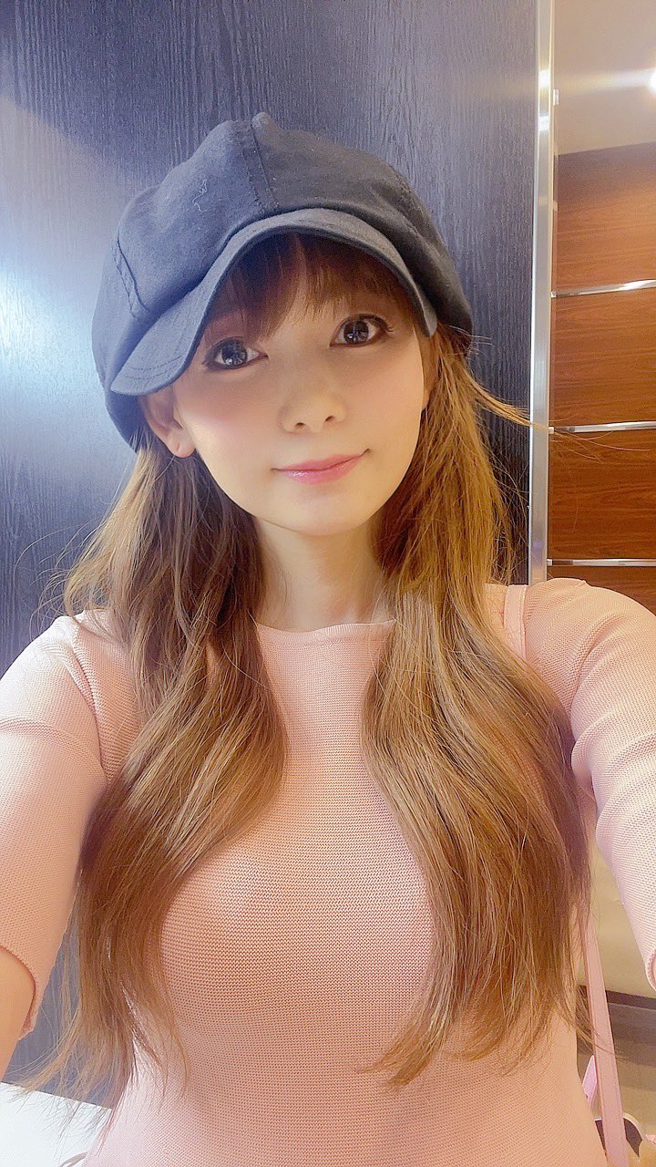 20周年の中川翔子🍒🍉🍫🍇🐈‍⬛🍣 on Twitter: "mmts 猫星座キャスケット おっきめだから深くもかぶれるし髪型くずれない！内側が猫星座で男女問わず装備できるよ！ https ...