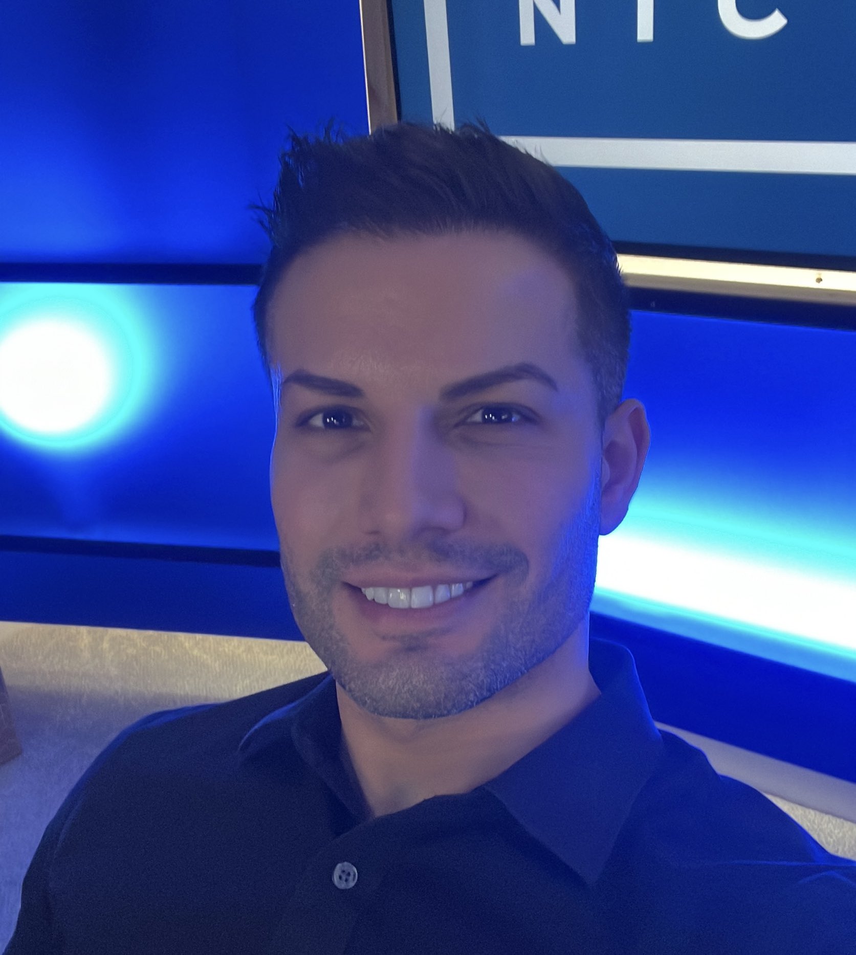 Nicholas Veniamin on Twitter: Nicholas Veniamin on Twitter: