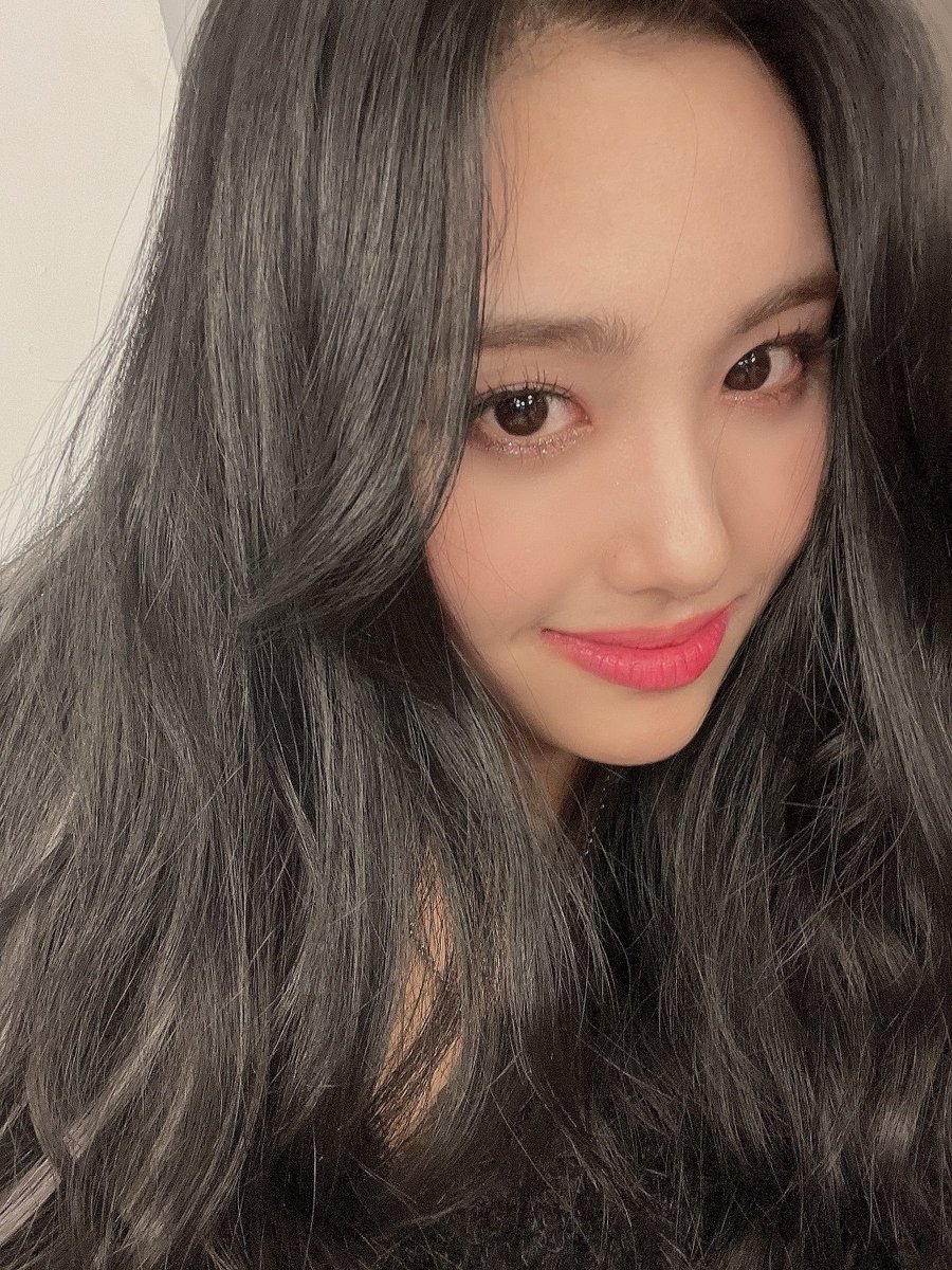 🍓 on Twitter: "221124 fancafe update #AISHA / Hi!!! I'm going to upload all of my pictures! 🔗 ...