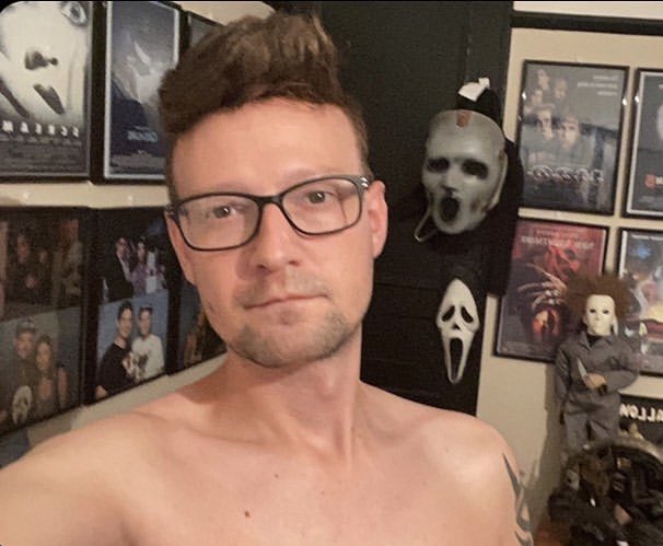 Ricky Johnston 🏳️‍🌈 on Twitter: "🖤 ️🖤 https://t.co/3uwW69HO8q" / Twitter