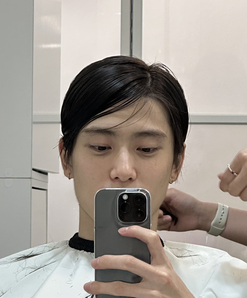 On Twitter my Hairstylist Said The Air Is Hot These Days And on-twitter-my-hairstylist-said-the-air-is-hot-these-days-and