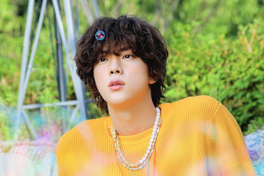 KPOPINA on Twitter: "وكالة Big Hit ترد على شائعات تجنيد جين من BTS في شهر ديسمبرhttps://kpopina ...