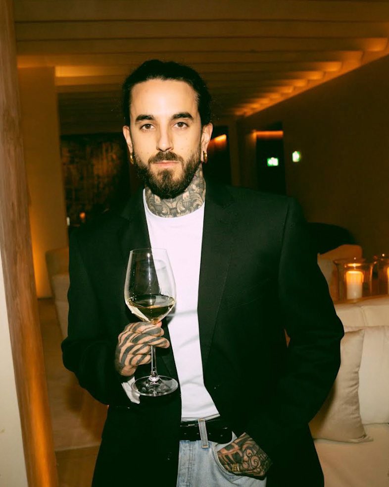 Rene ZZ on Twitter: "El rey de la versatilidad https://t.co/BdOokI7x2N" / Twitter