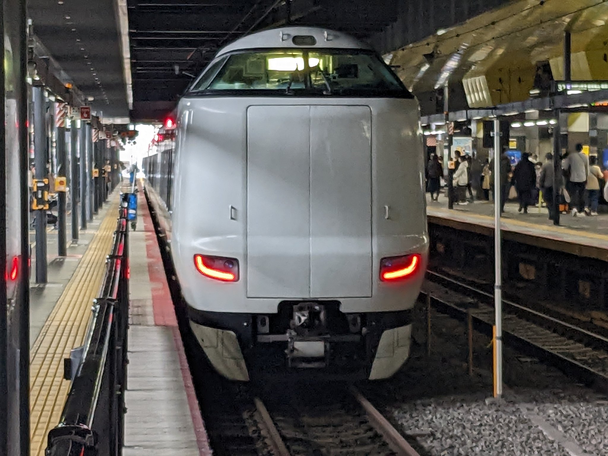 ConanTrain 【近鉄沿線民＜E31＞】 on Twitter: "#おはようトレイン おはようございます⏰☀️𓈒𓂂𓏸 https://t.co/jVncg8QbxM" / Twitter