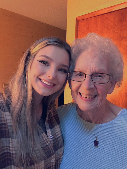 TW Pornstars - TheNicoleT. Pictures and videos from Twitter. Page 6