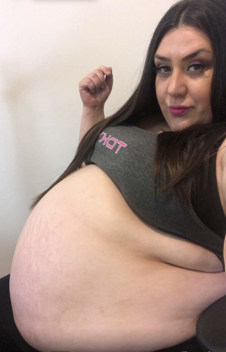 bbwlayla on Twitter: "Me last night 🤰🏻 https://t.co/1BnsuF7IHq" / Twitter