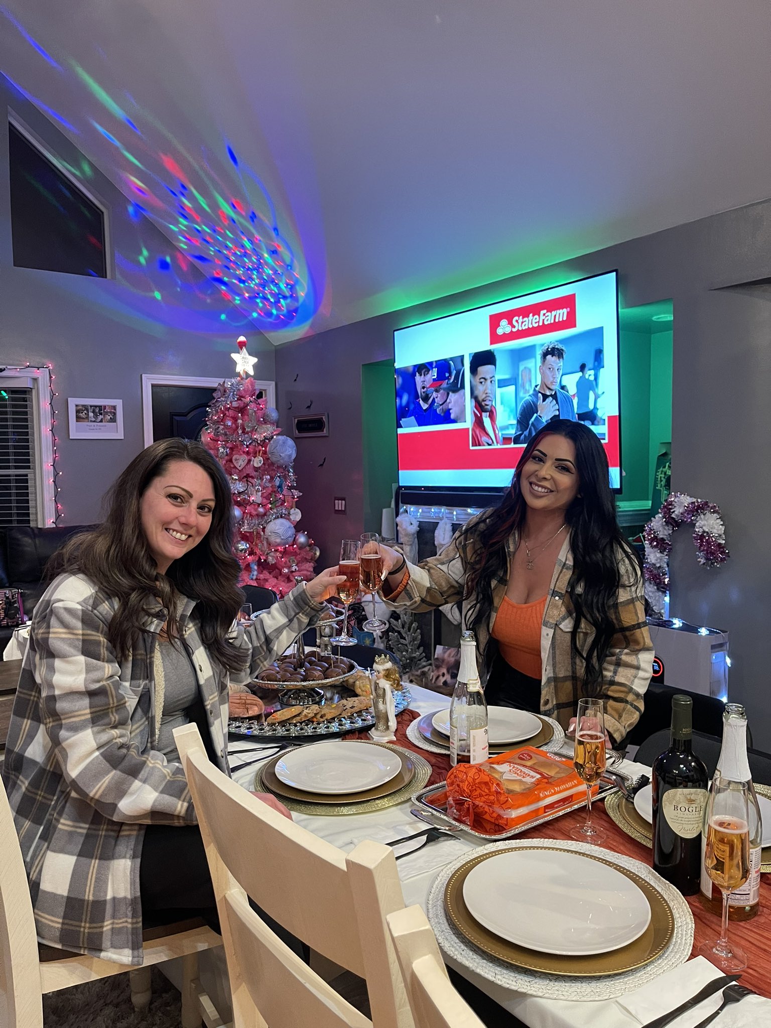 TW Pornstars - ♀Jasmine Mendez♀🔥. Twitter. Happy Thanksgiving loser ! 😜 ...