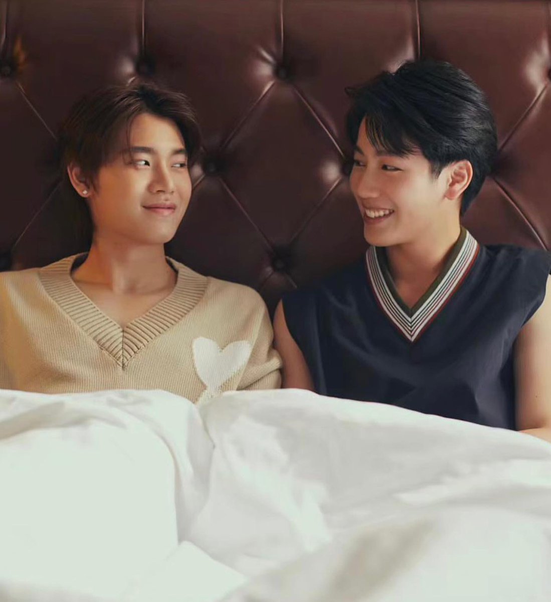 YinWar_JP on Twitter: "2022.11.24 Tanwa Tiammek IG @yinyin_anw @warwanarat Photo : @.sseesann ...