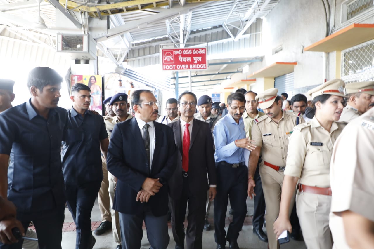 South Central Railway on Twitter: "Shri Arun Kumar Jain, General Manager, SCR inspected ...