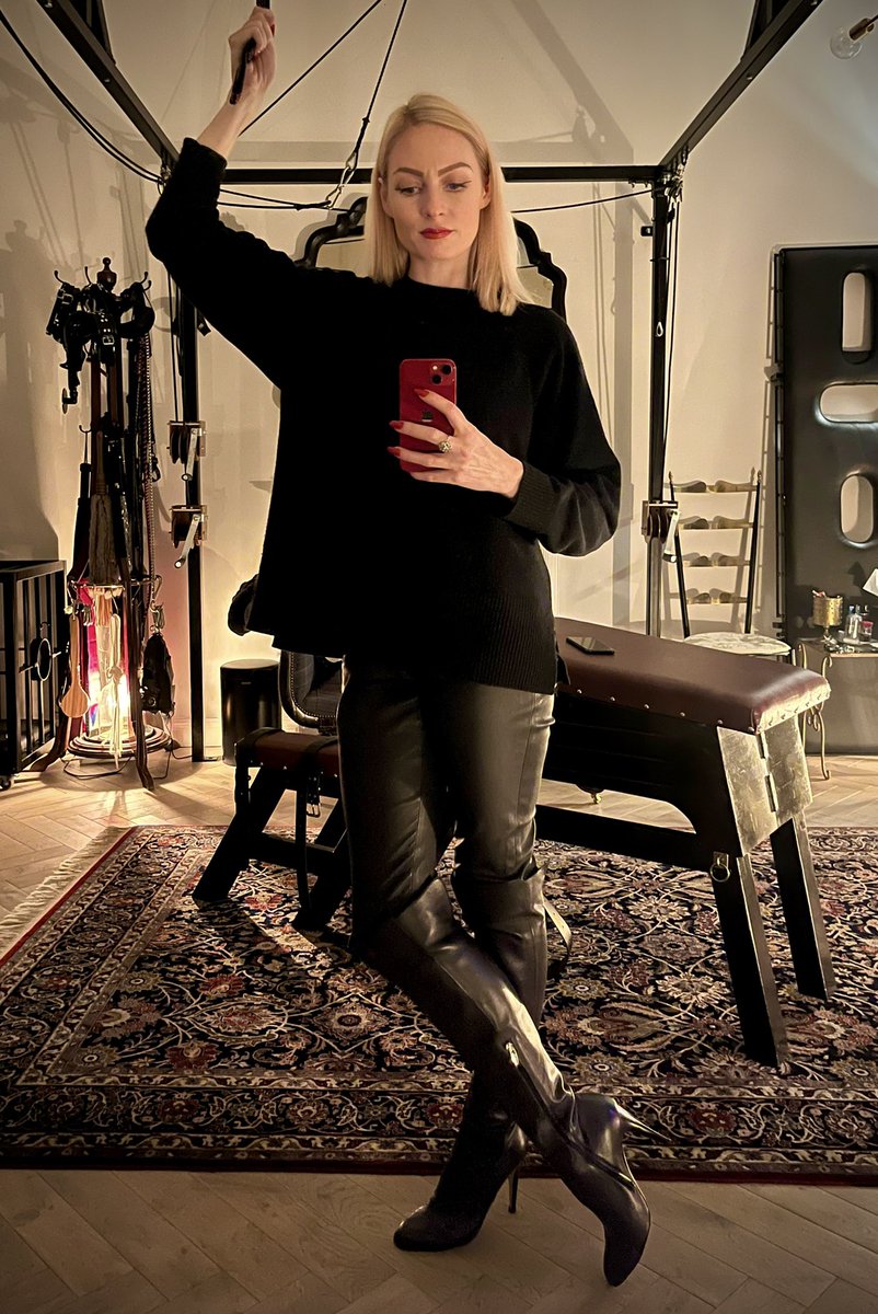 Mistress Ann Domina on Twitter: "RT @LadyLolaLondon: Another memorable week. Sessions complete ...