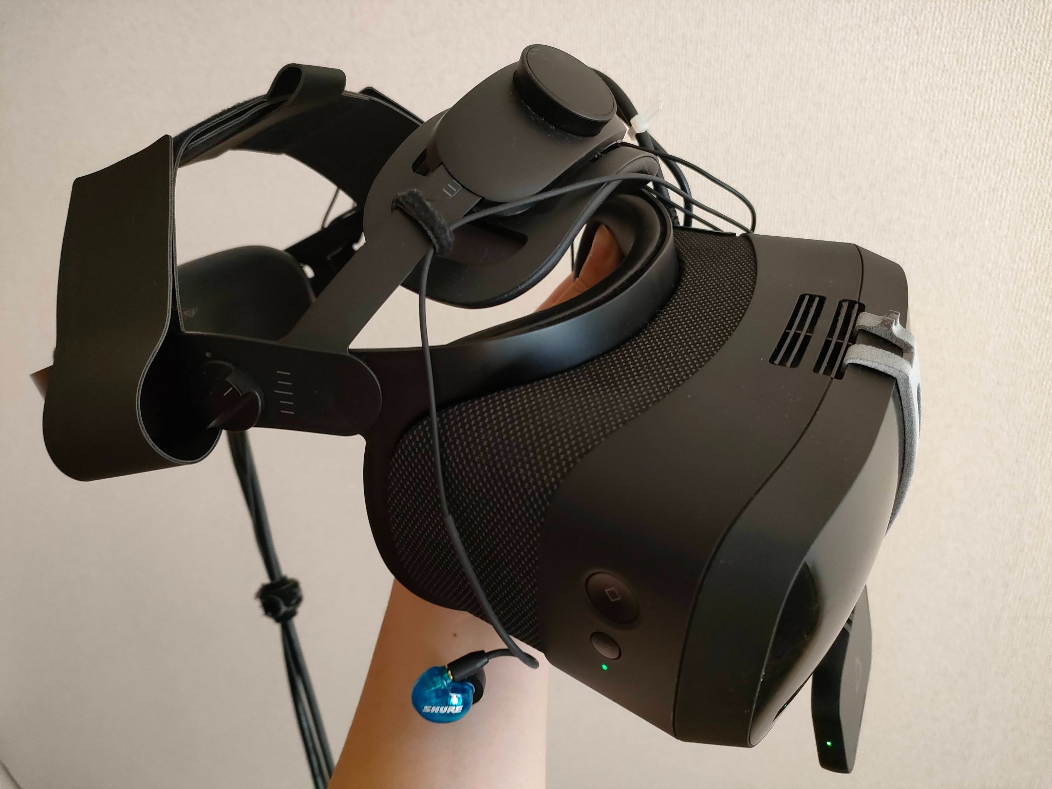 オレンジ/メタバース撮影技術者 on Twitter: "VRChatとNeos VRでフェイストラッキングが使えるようになって、ようやく"VR"HMDとしてのQuest Proに価値が出てき ...