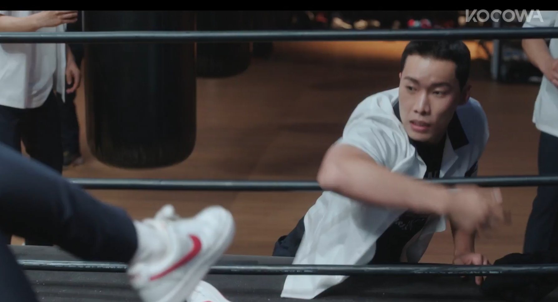 ` on Twitter: "@kdrama_menfess Gue lebih benci ni orang:') https://t.co/dQFFGGZKt1" / Twitter