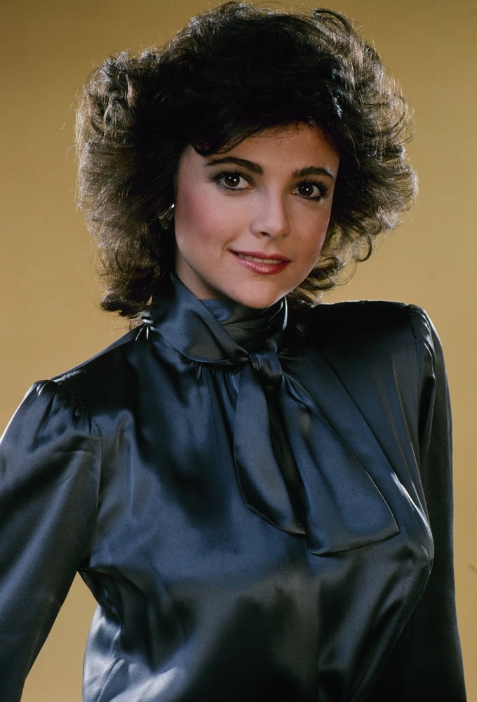 Zoe's feather boa 18K on Twitter: "Emma Samms https://t.co/wAPLOgZlQ9" / Twitter