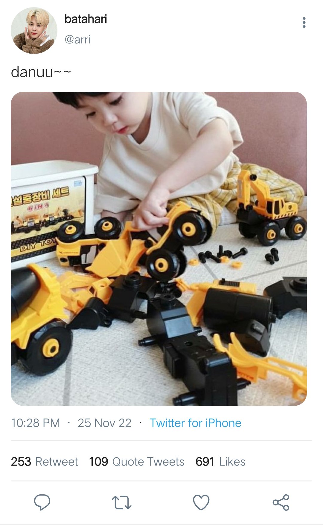 nimo on Twitter: "YoonMin Six Tweet AU | Rama-Ari Fun Story tw/cw: bl! male punya anak 👍 — mau ...