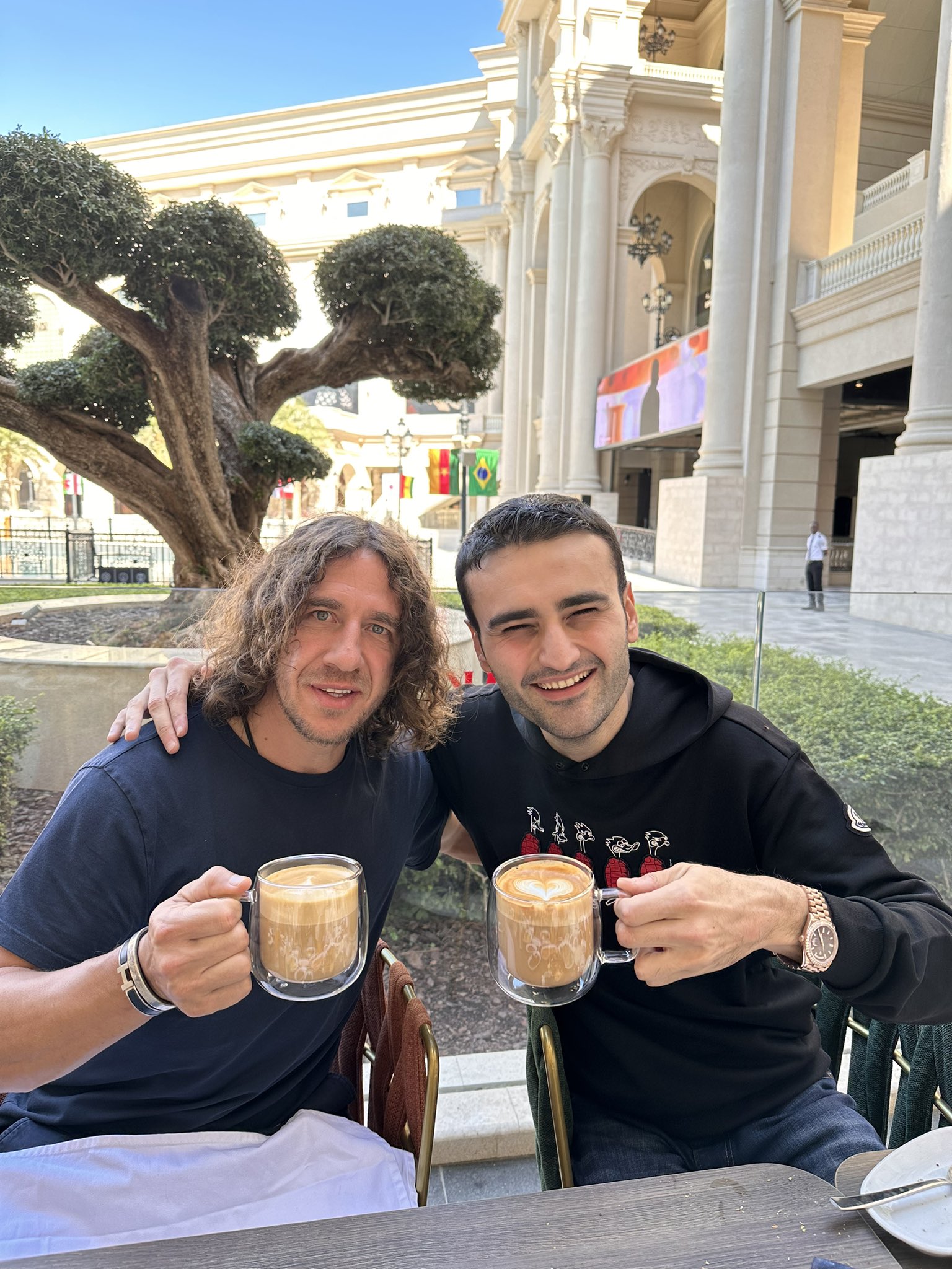 Burak Özdemir on Twitter: "Puyol abim ile ️ https://t.co/YzRSjAzQR4" / Twitter