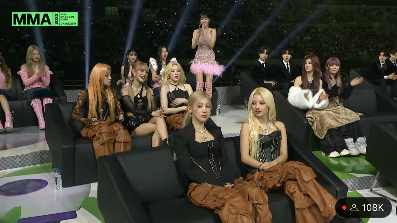 zeanne (@avazean) / Twitter