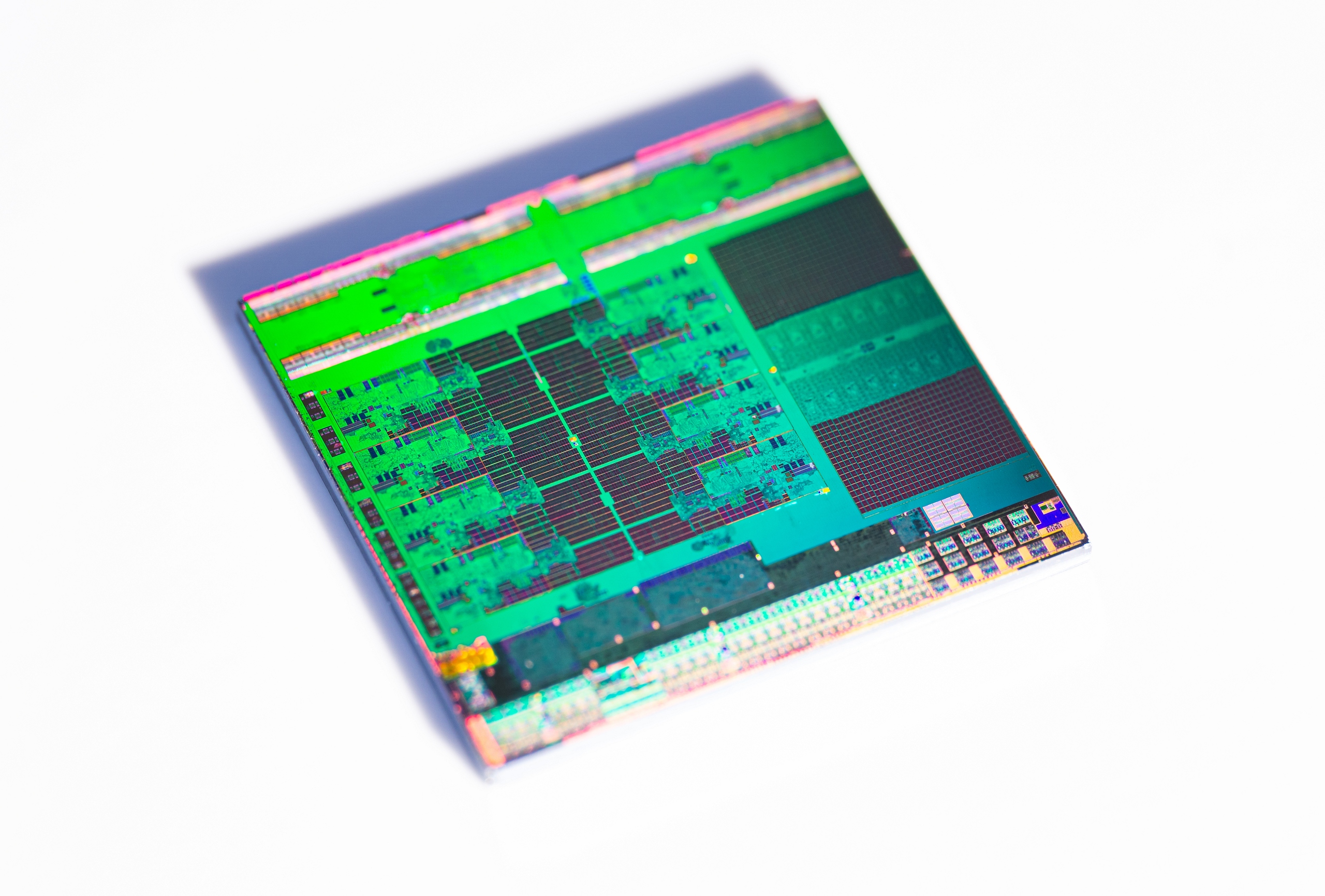 Fritzchens Fritz on Twitter: "Via Centaur Technology, unreleased Centaur CHA 199,59mm² | 16nm ...