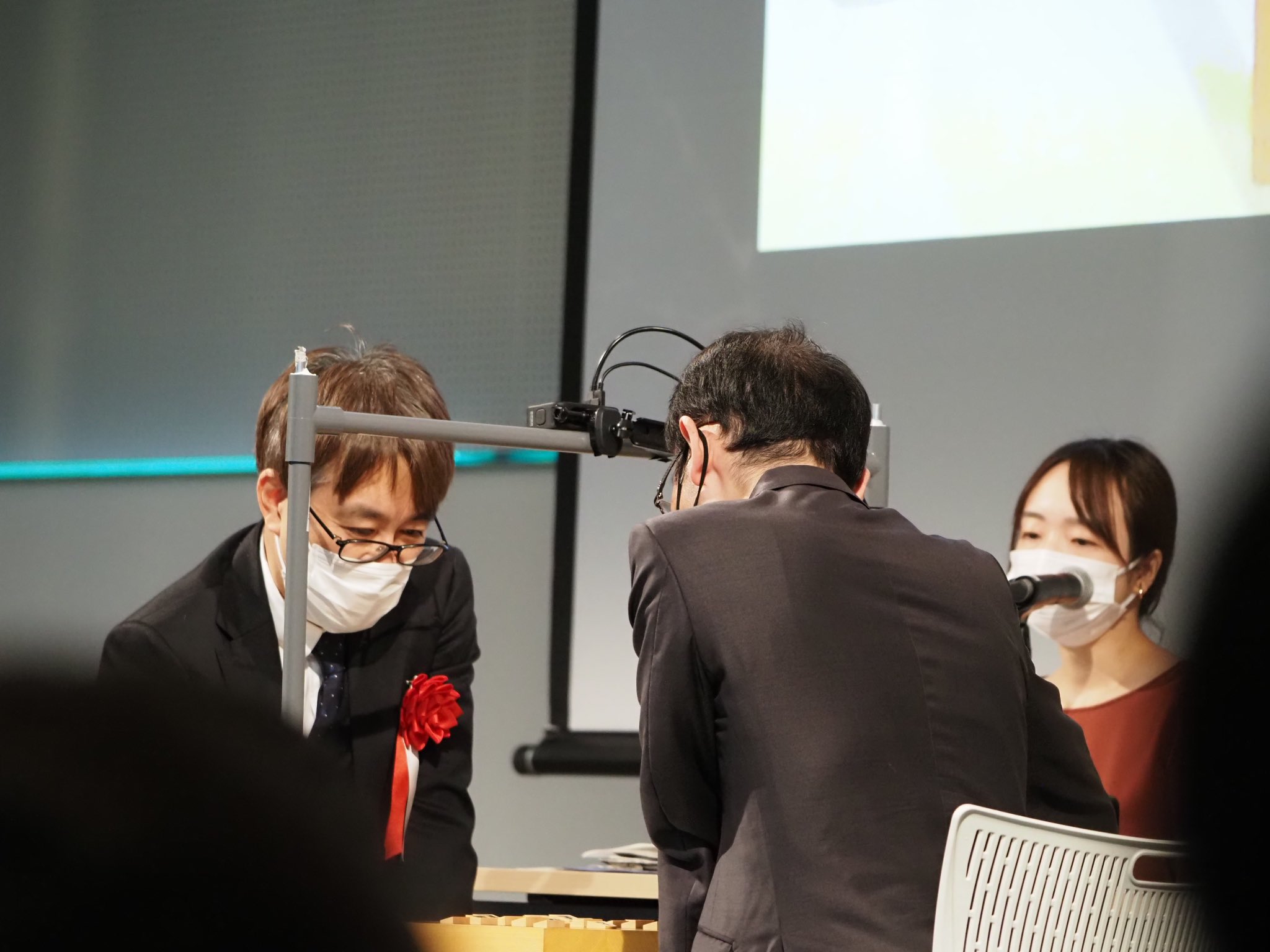 Akio Kiyomichi on Twitter: "公式戦と見紛う熱戦の末、羽生九段の勝利。記録読み上げの藤本四段・室田女流もお疲れさまでした。 https://t.co ...