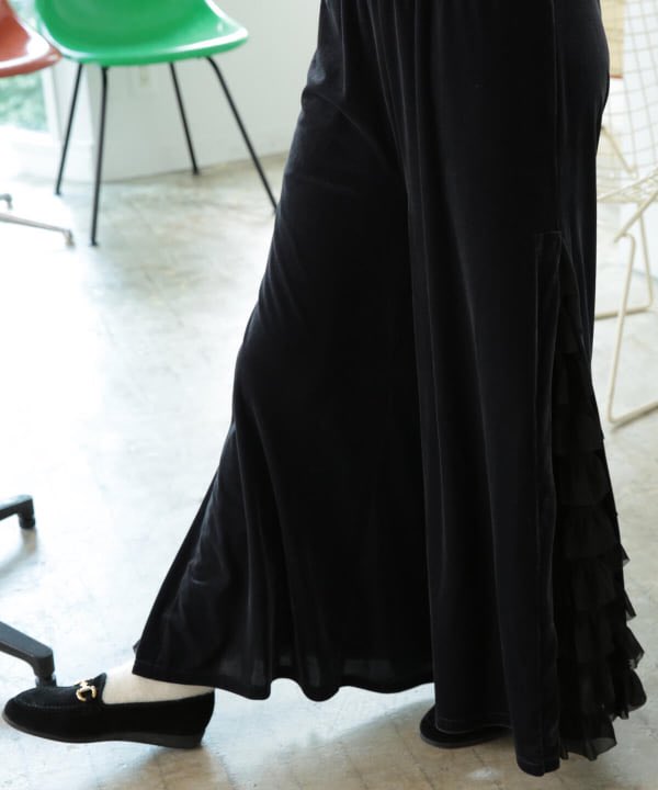 20周年の中川翔子🍒🍉🍫🍇🐈‍⬛🍣 on Twitter: "mmts フリルベロアパンツ 楽ちんゆるっと！ いっぱいはいてます https://beams.co.jp/item/mmts ...