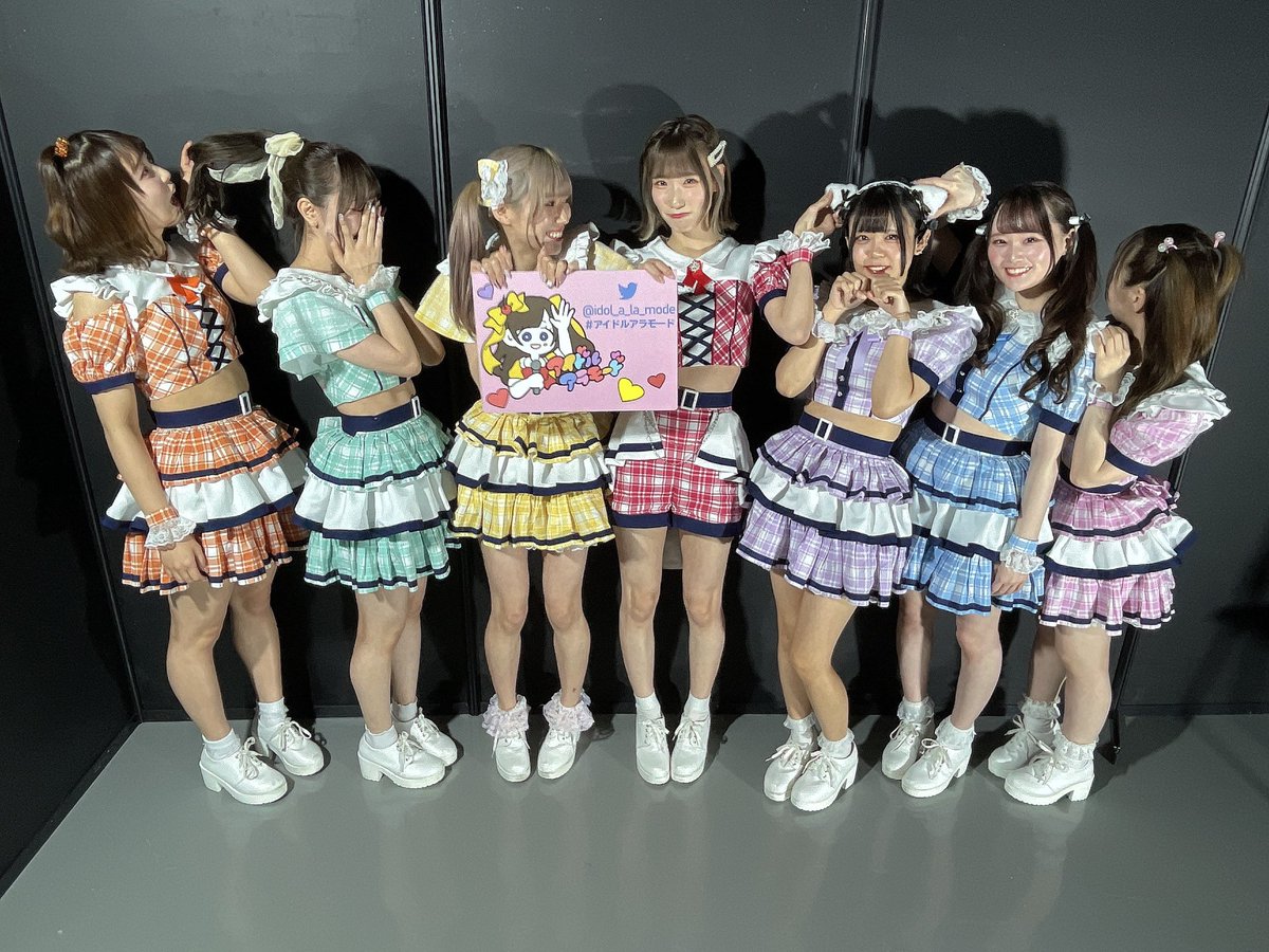 【本日！11/26.27名古屋2DAYS】アイドルアラモード 公式 on Twitter: "Glim Assemblerさんです。 #どうしても4枚載せてと圧が強めに #グリマス #アイドル ...