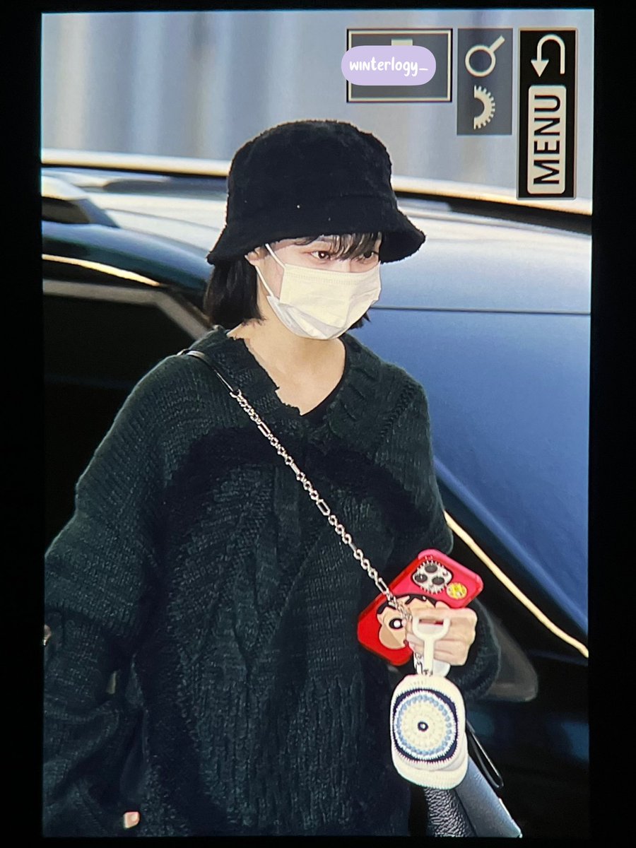 WINTER THAILAND on Twitter: "RT @winterlogy_: 221127 ICN PRE. #aespa #에스파 #WINTER #윈터 @aespa ...