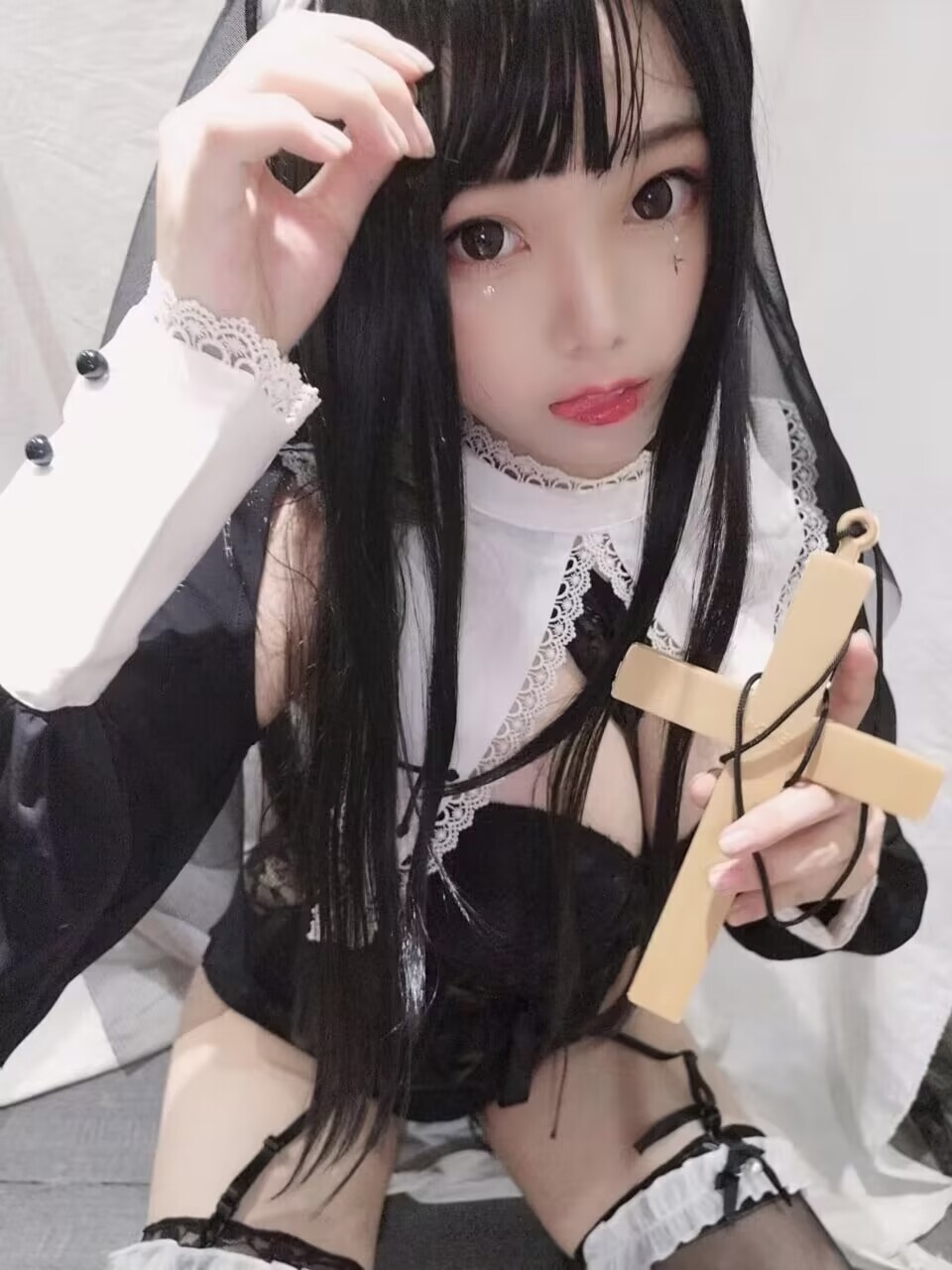 析析zi on Twitter: "这样的修女你们喜欢吗 #cosplay https://t.co/Xx0Z0vBVtI" / Twitter