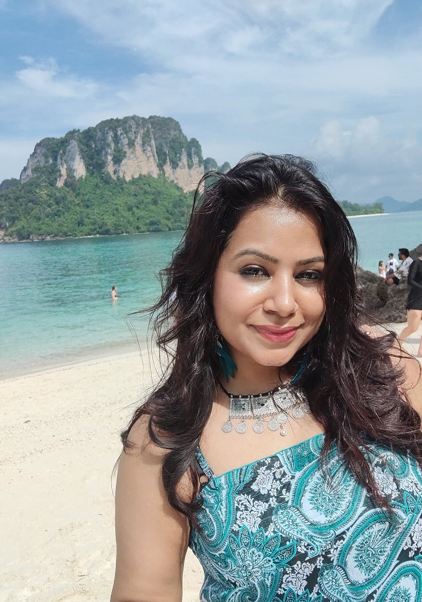 Deepika Narayan Bhardwaj On Twitter Twinning With The Sea ⛵
