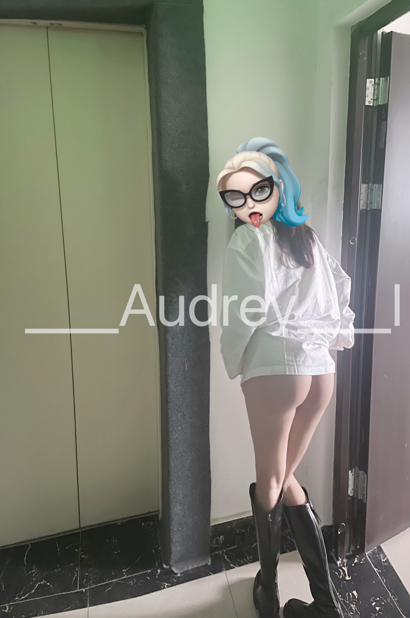 Audrey on Twitter: "太冷了，电梯间露出一下 #母狗 #露出 ️ @ZHOUSHUREN_ @tbzt3623 @hutuiaitewo @wqganenshi ...