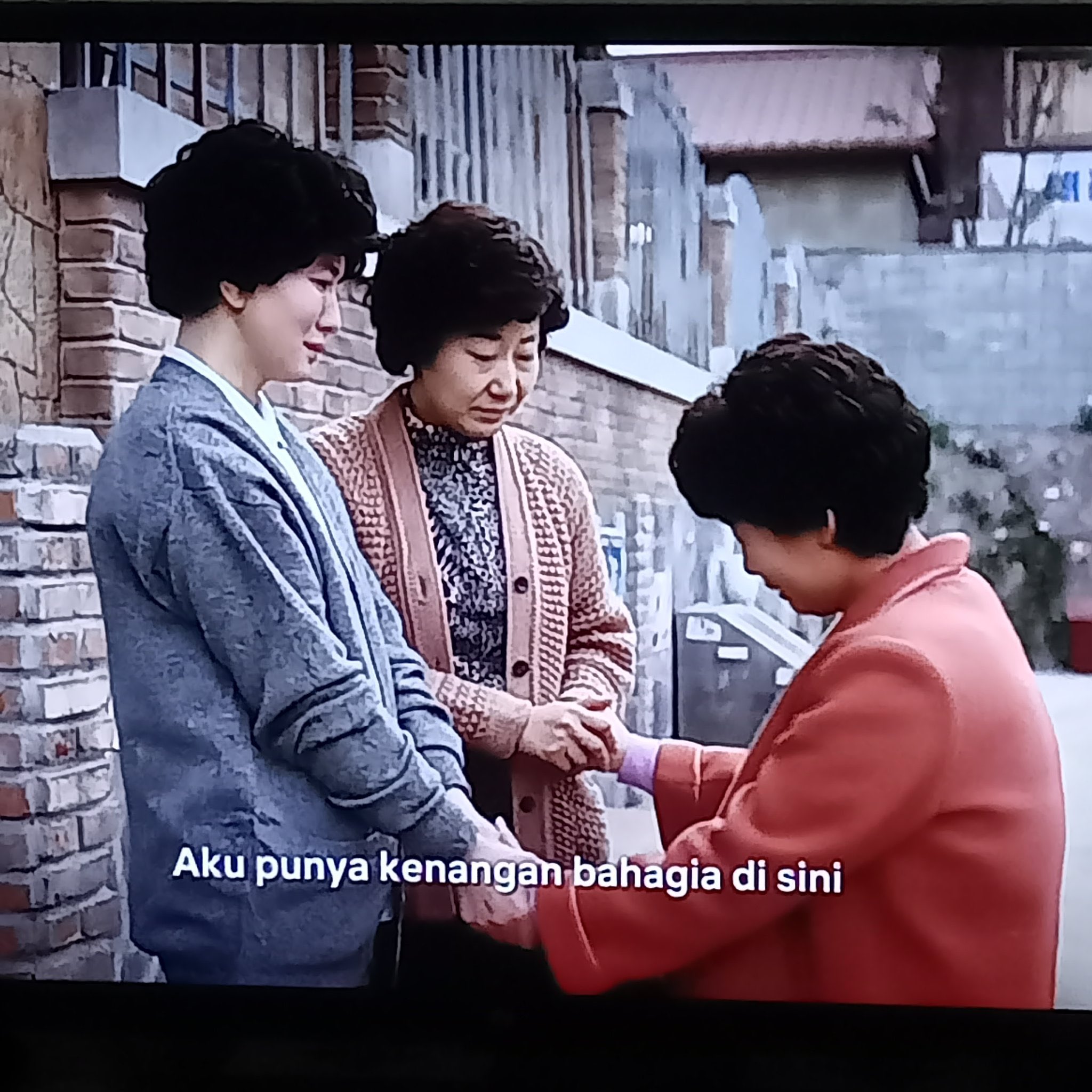 K-Drama Menfess on Twitter: "•kdm• ⚠️ REPLY 1988 sender baru namatin ini lagi untuk yg ke 8 ...