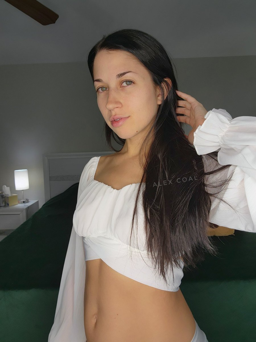 Ben Lewis On Twitter The Always Stunningly Beautiful Alexxxcoal