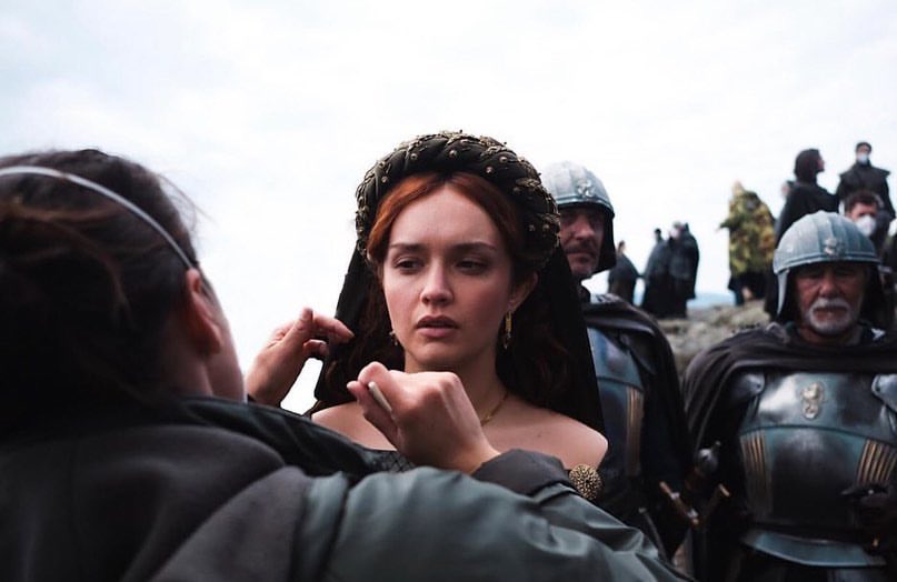 💭 on Twitter: "olivia cooke behind the scenes of #houseofthedragon https://t.co/6HMweKrAUA ...