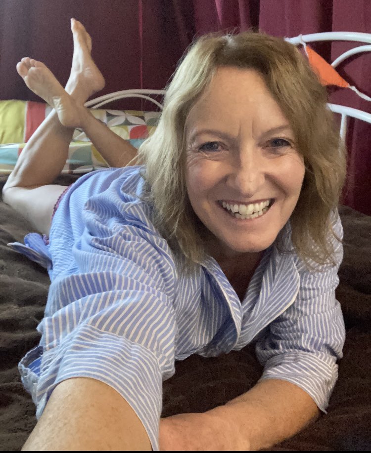 Tracey joy 🌻🌻 on Twitter: "Night my lovelies!! Early night for me.. working tomorrow and Tuesday ...