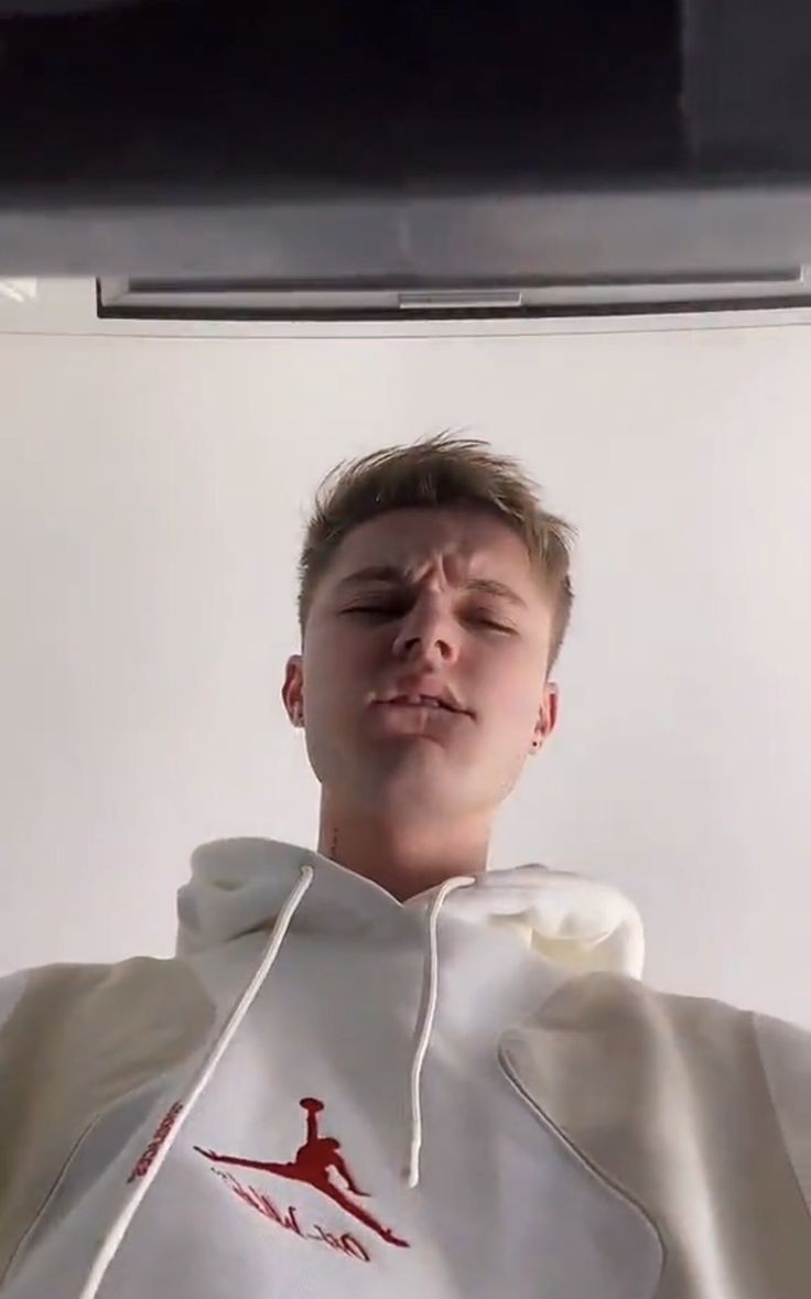 Famous Bulges On Twitter Rt Thefamousbulges Hrvy 😈🍆🥵