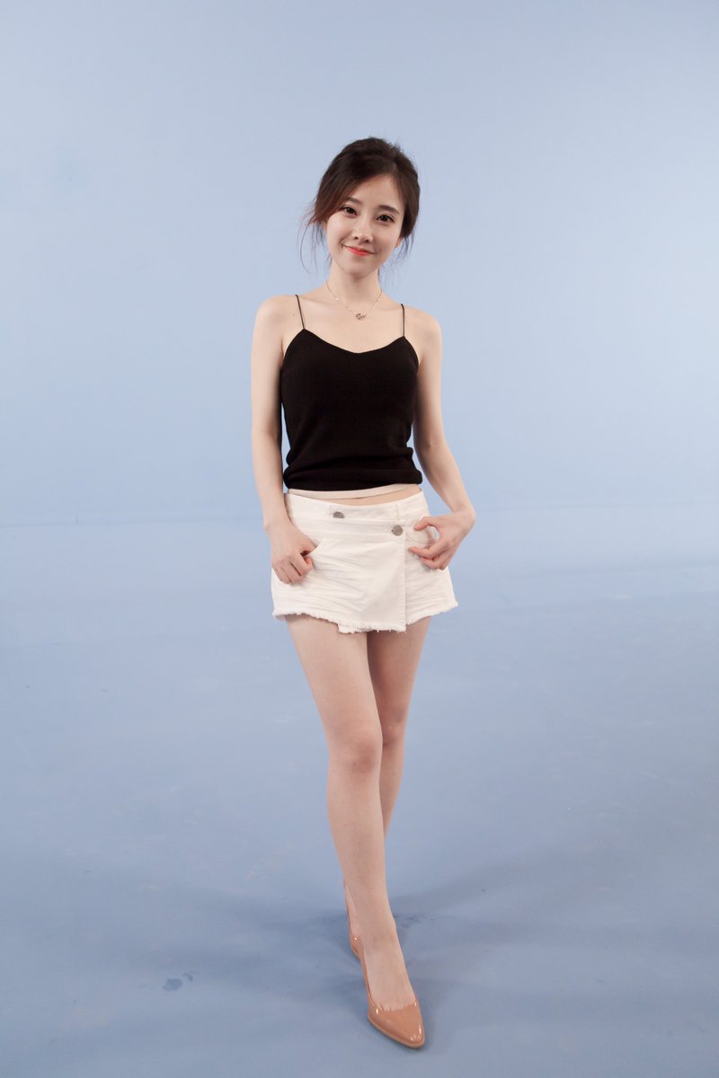 老盯裆 on Twitter: "冯*提*莫工作花絮133P，分类网红 https://6fak.cn/product/2CAB2DE1E9C63331…"