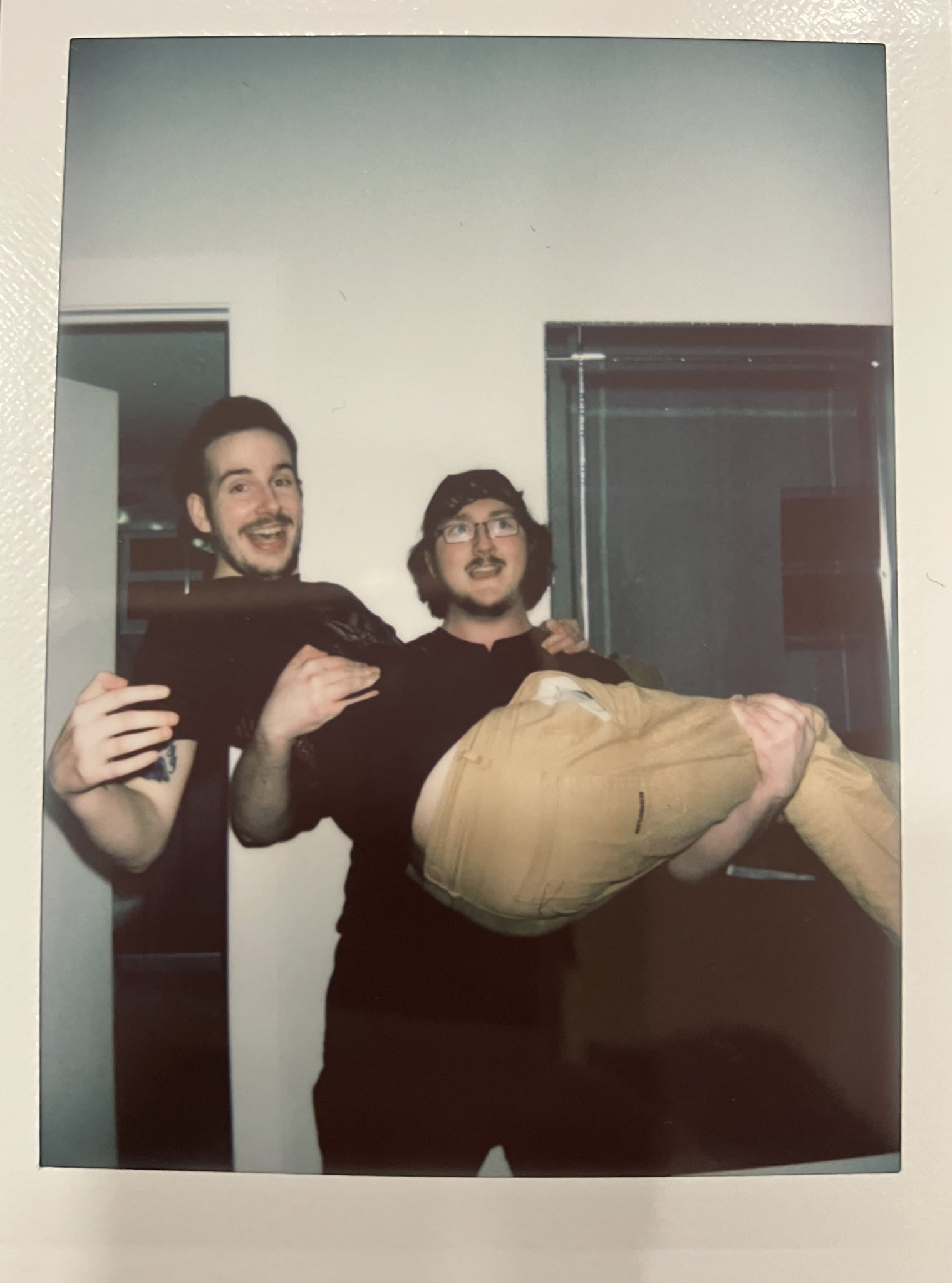 Thomas Pearson 📸 on Twitter: "I finally got in Santa's lap. https://t.co/Mr4SgbopI7" / Twitter